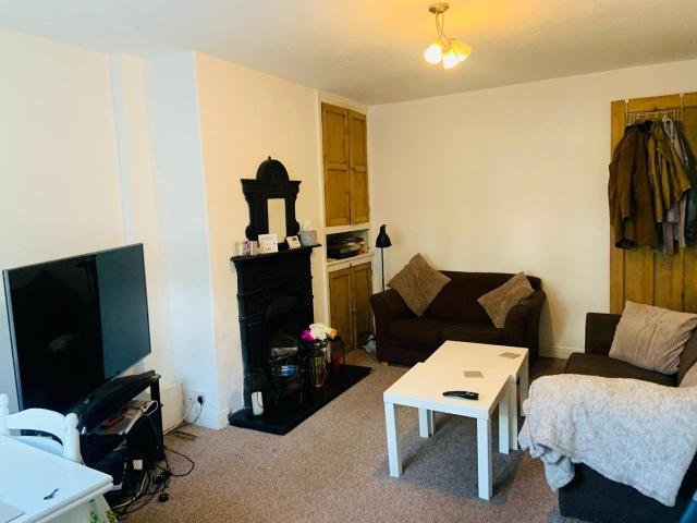 House at Woodside Terrace, Leeds