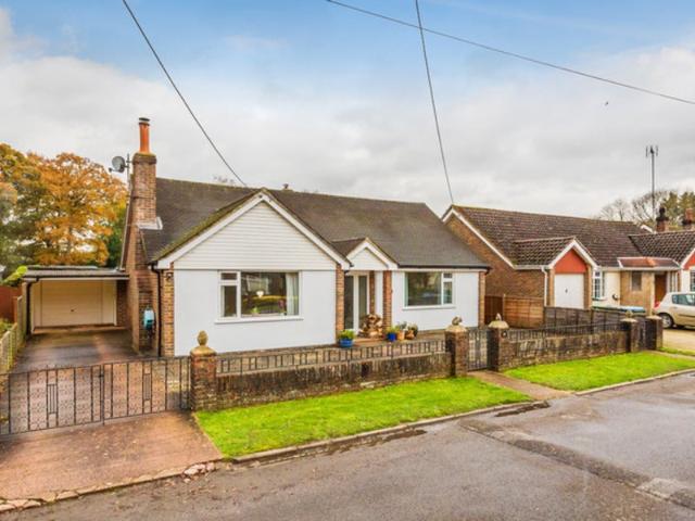House at Woodside Close, Horsham