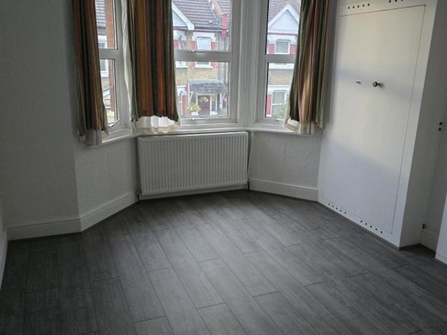 House at Woodville Road, Greater London
