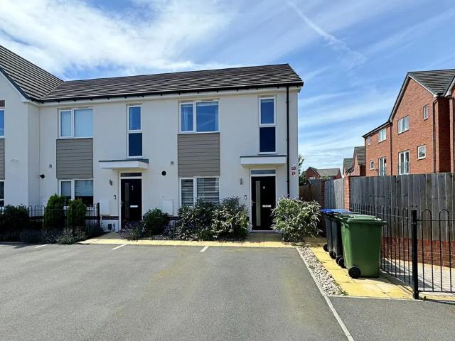 House at Wynne Crescent, Rugby