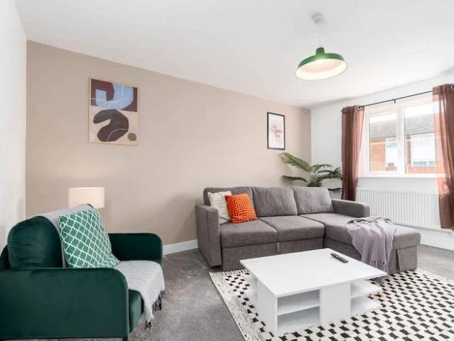 House at Yew Tree Way, Tewkesbury