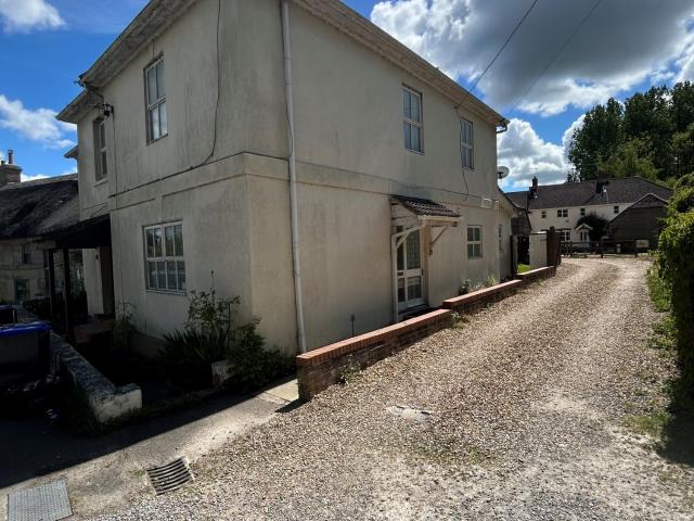 House at A30, Ludwell
