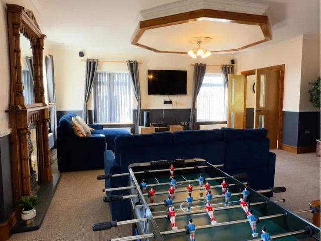 Apartment at A487, Penmorfa