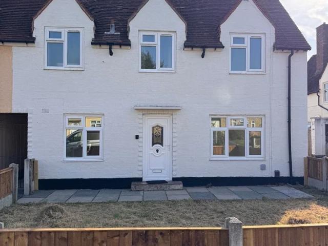 House at Ackers Road, Upton