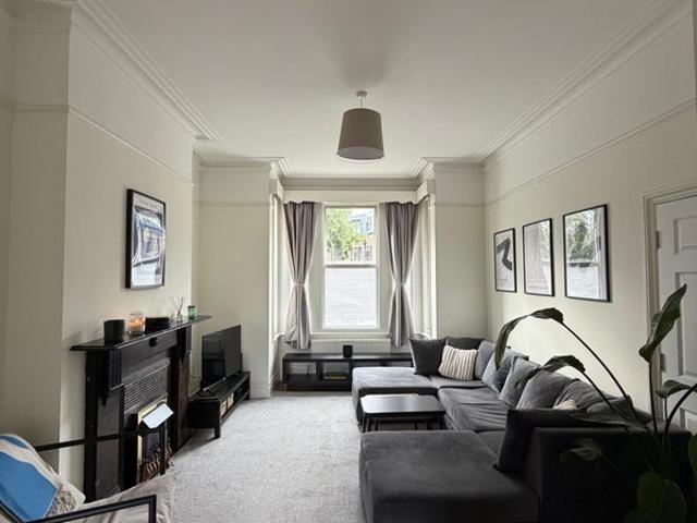 House at Abbeville Road, Greater London