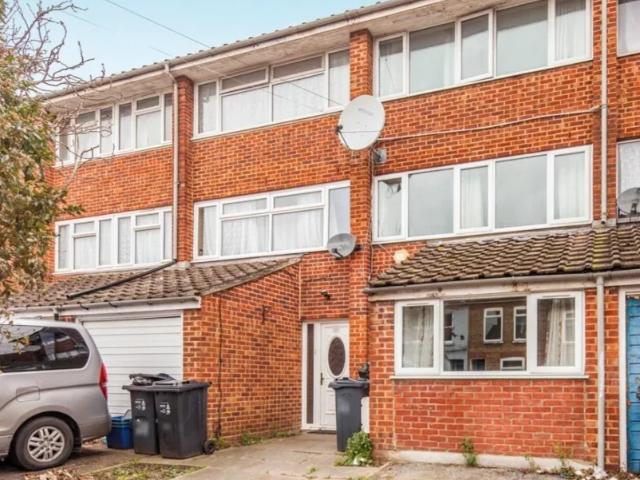 House at Addison Road, Greater London