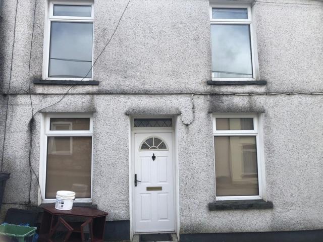 House at Alma Terrace, Pant