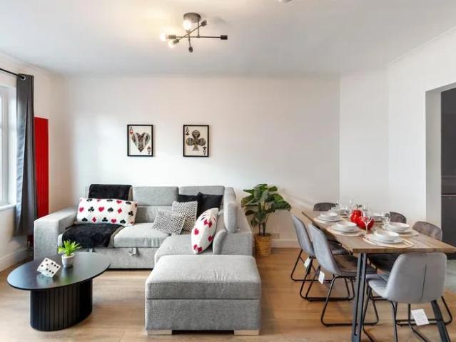 House at Alba Gardens, Greater London