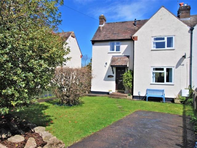 House at Alderton Road, Tewkesbury