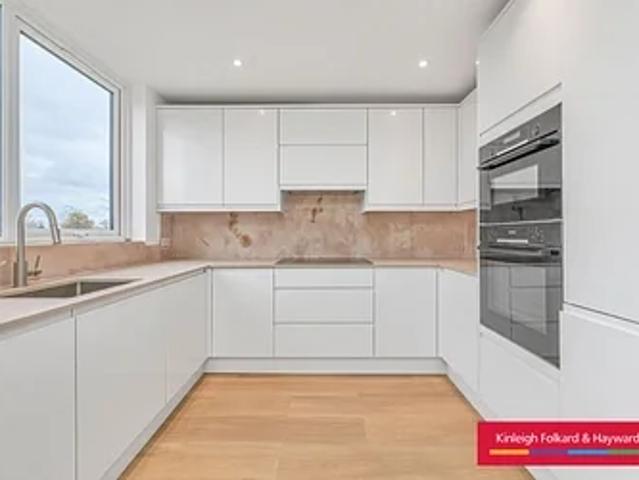 House at Alleyn Crescent, Greater London