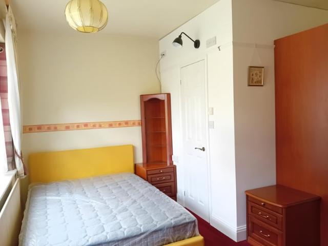 Room at Allington Drive, Rochester
