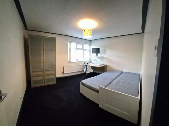 House at Allingham Close, Greater London