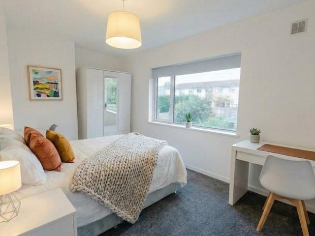 Room at Ambleside Avenue, Bristol