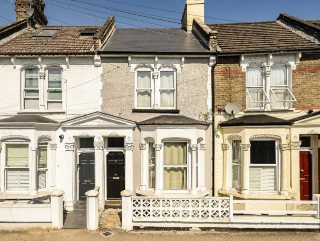 House at Amies Street, Greater London