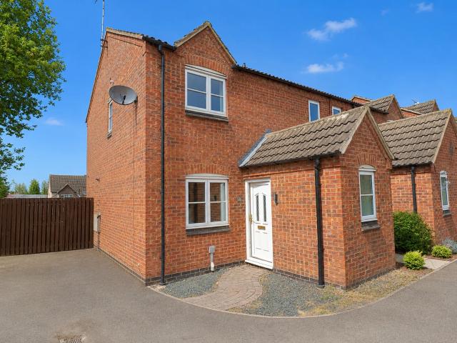 House at Anchor Close, South Derbyshire