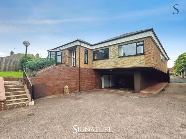 House at Angus Close, Thurnby and Bushby