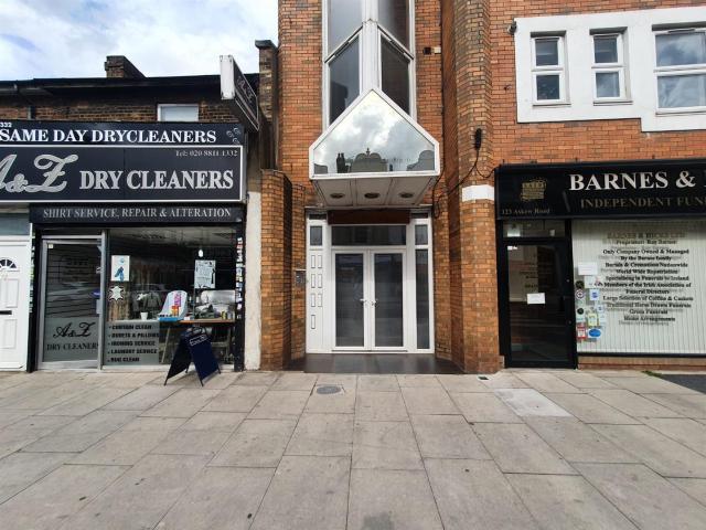 House at Askew Road, Greater London