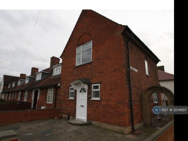 House at Arnold Road, Greater London