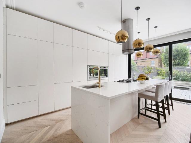 House at Arragon Gardens, Greater London