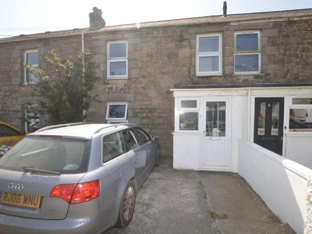 House at B3297, Four Lanes