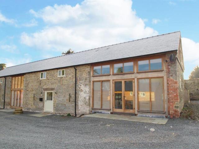 House at B4355, Titley