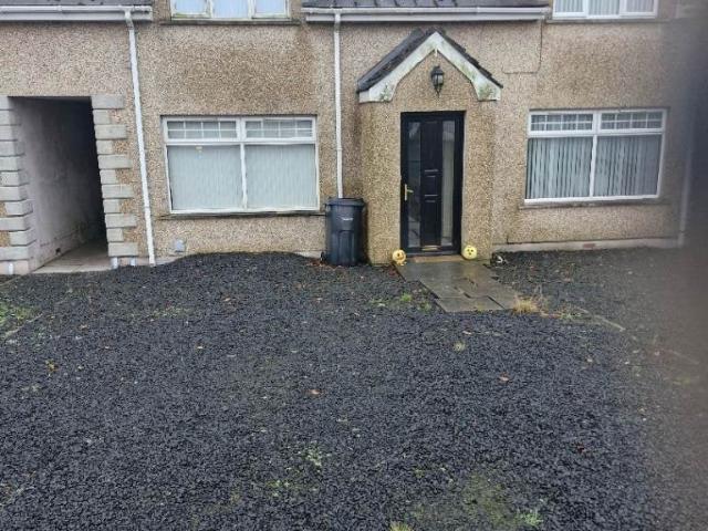 House at B64, Clough