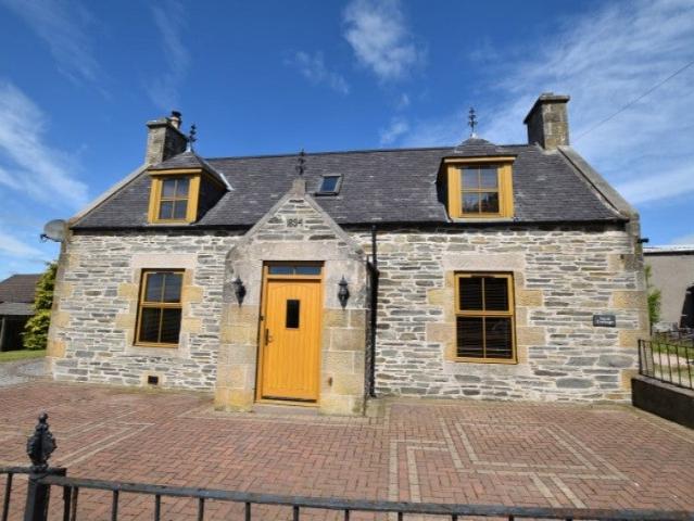 House at B9016, Clochan
