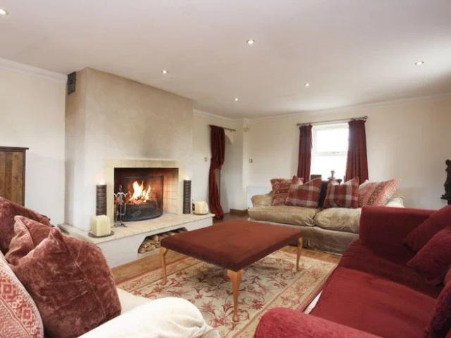 House at B914, Kelty