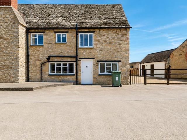 House at Bablock Hythe Road, Vale of White Horse