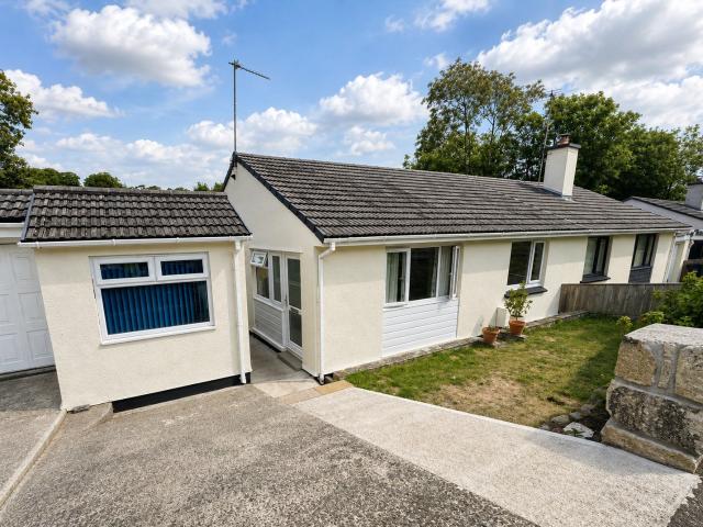 House at Barton Close, Penzance
