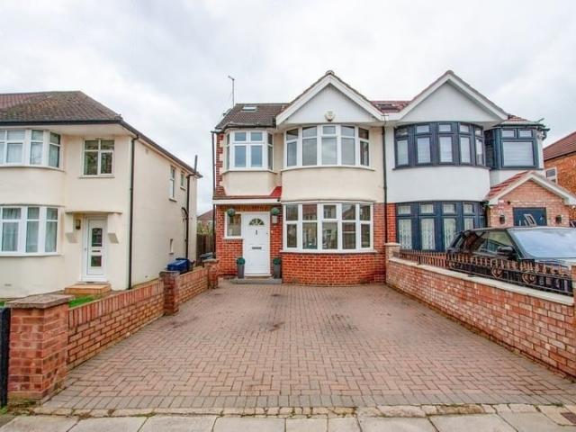 House at Barmouth Avenue, Greater London