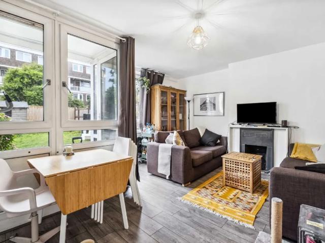 House at Barringer Square, Greater London