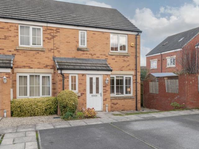 House at Barrowby Close, Leeds