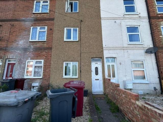 House at Basingstoke Road, Reading