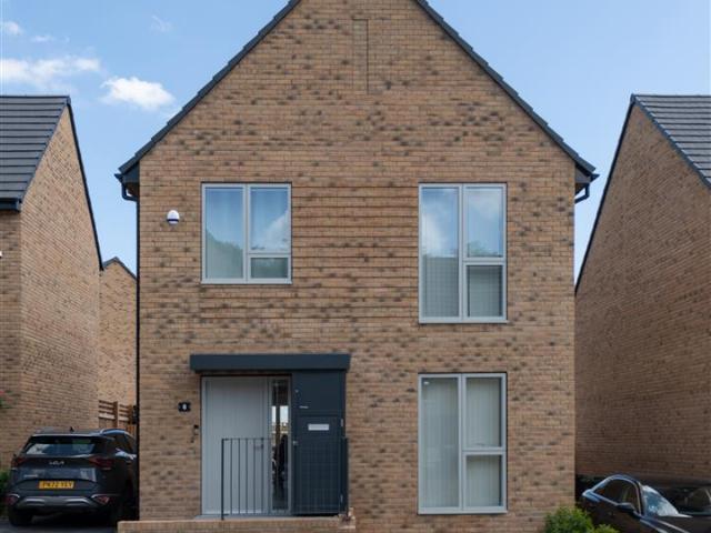 House at Bateman Close, Ellesmere Port