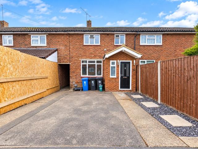 House at Bateson Way, Woking