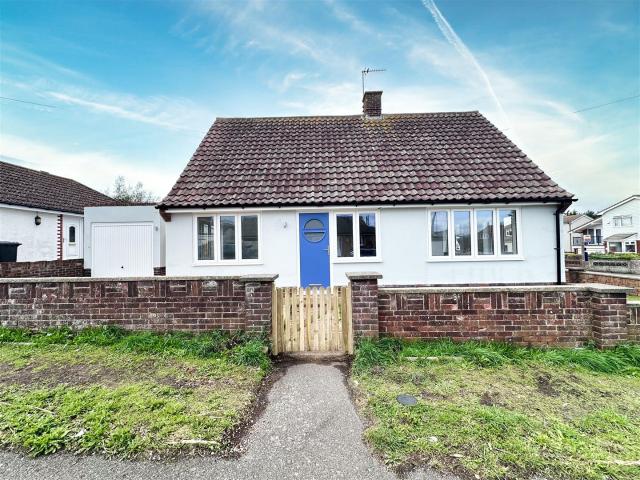 House at Bay Avenue, Wealden