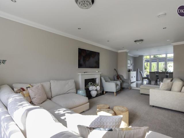House at Beacon Way, Three Rivers