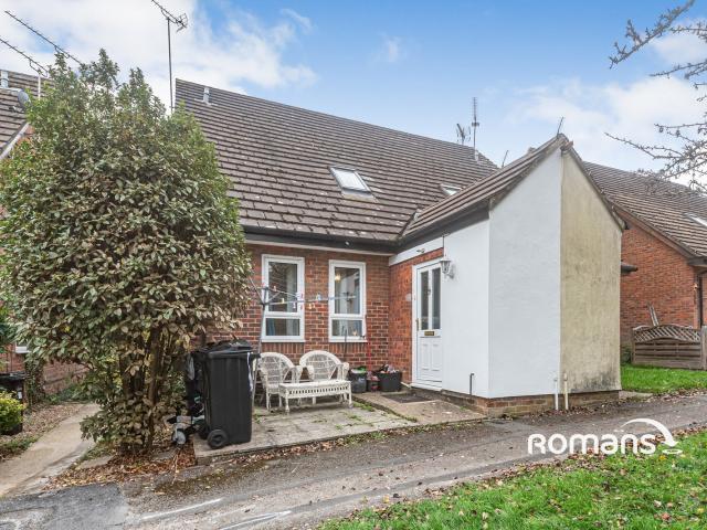 House at Beaconsfield Way, Earley