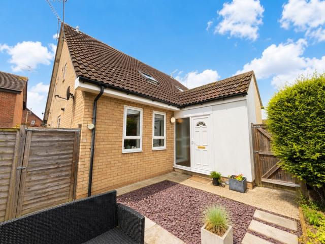 House at Beaconsfield Way, Reading