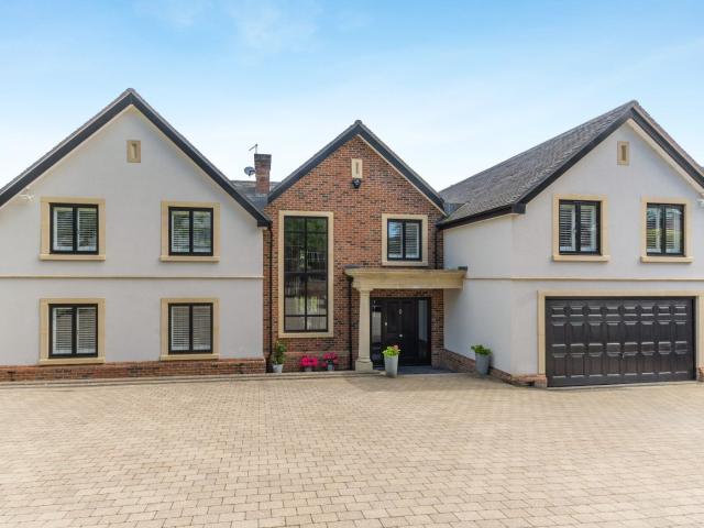 House at Beech Waye, Gerrards Cross