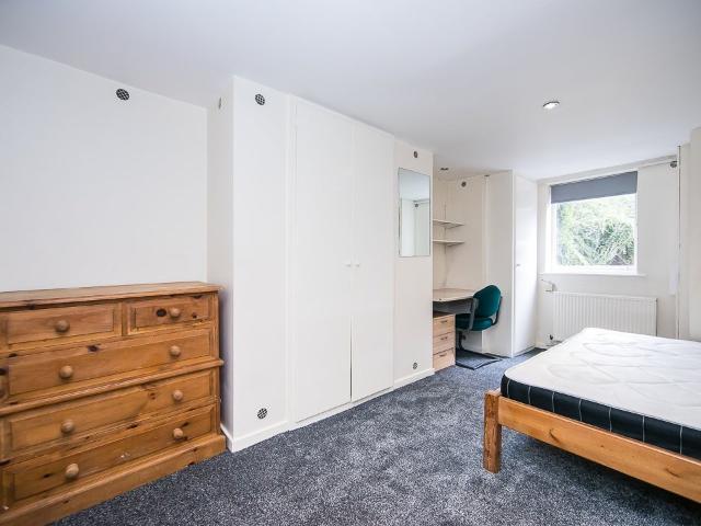 House at Beechwood Mount, Leeds