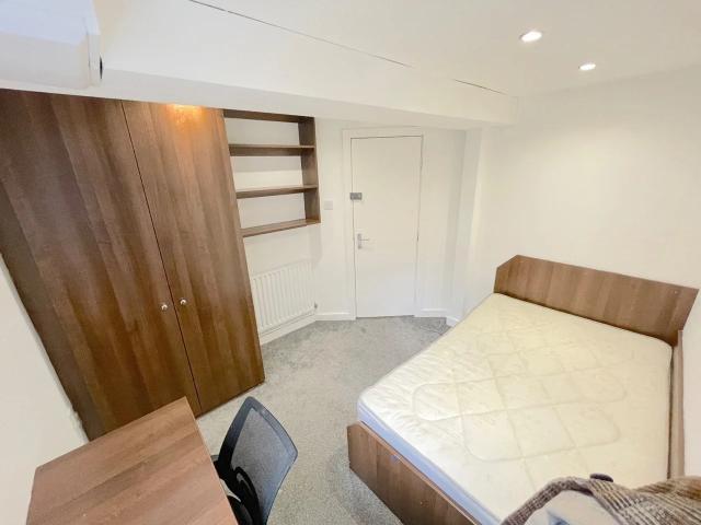 House at Beechwood View, Leeds