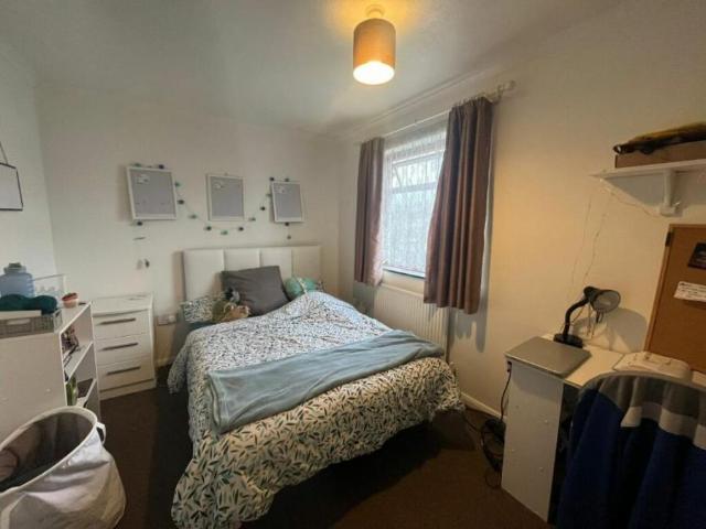 House at Beecroft Close, Canterbury