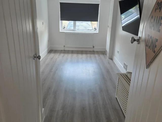 Room at Bell's Lane, Hoo St. Werburgh