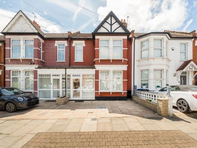 House at Belsize Avenue, Greater London