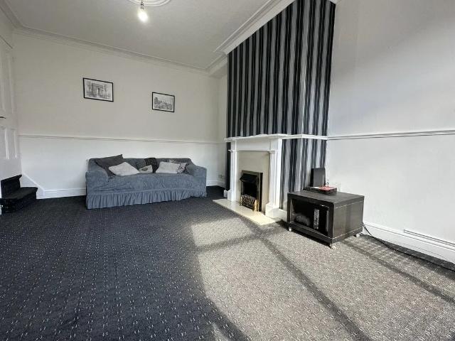 House at Berkeley Avenue, Leeds