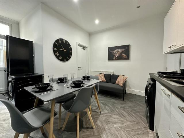 Room at Berry Street, Burnley