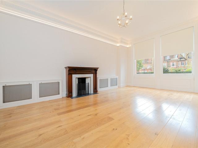 House at Bina Gardens, Greater London