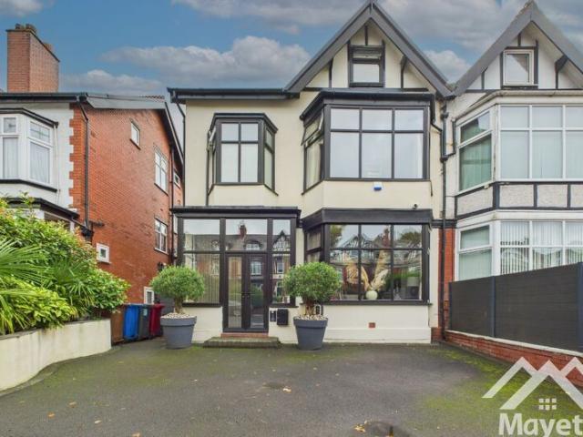 House at Billinge Avenue, Blackburn